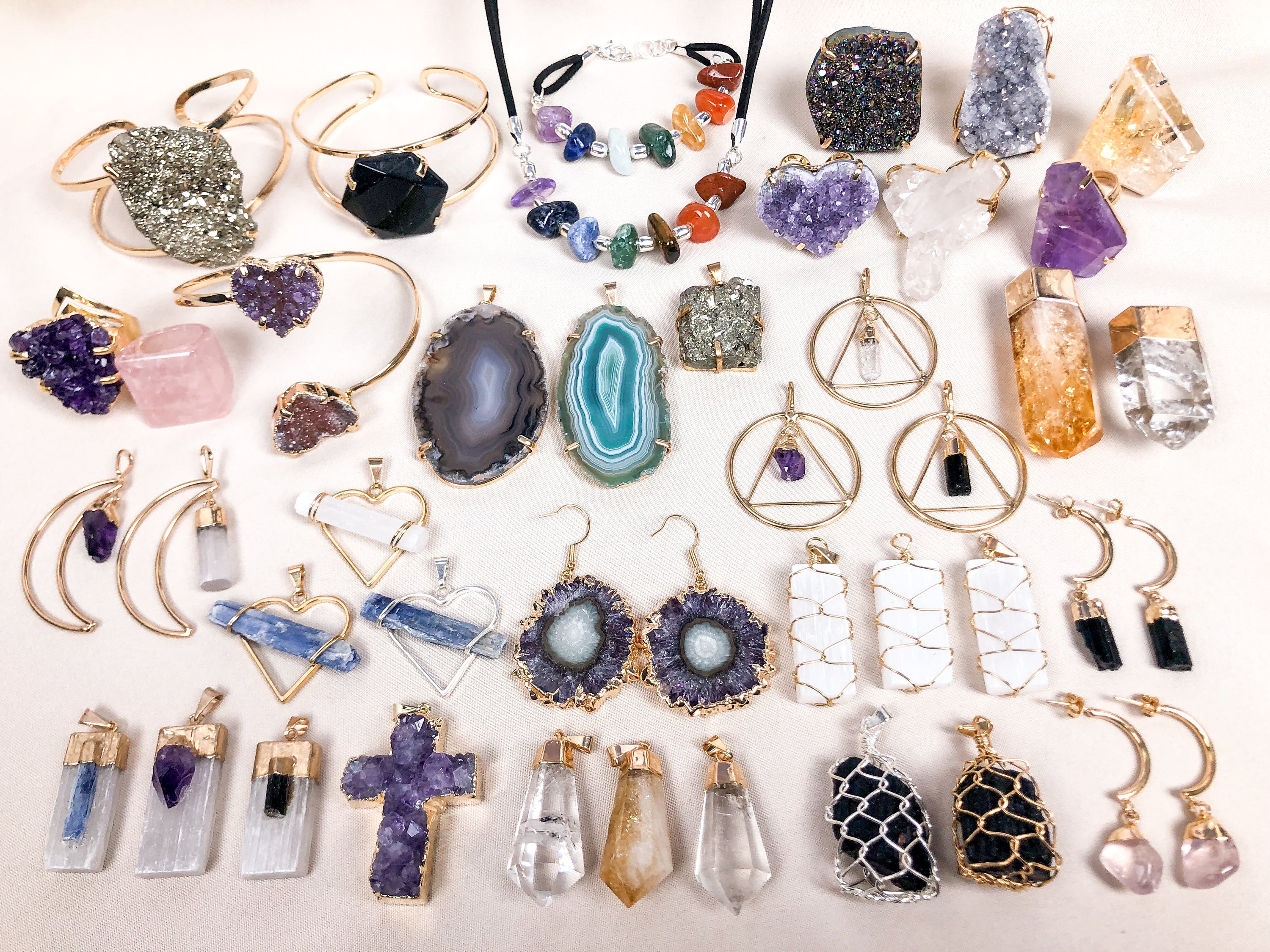 Nativa Gems - Wholesale Crystals from Brazil